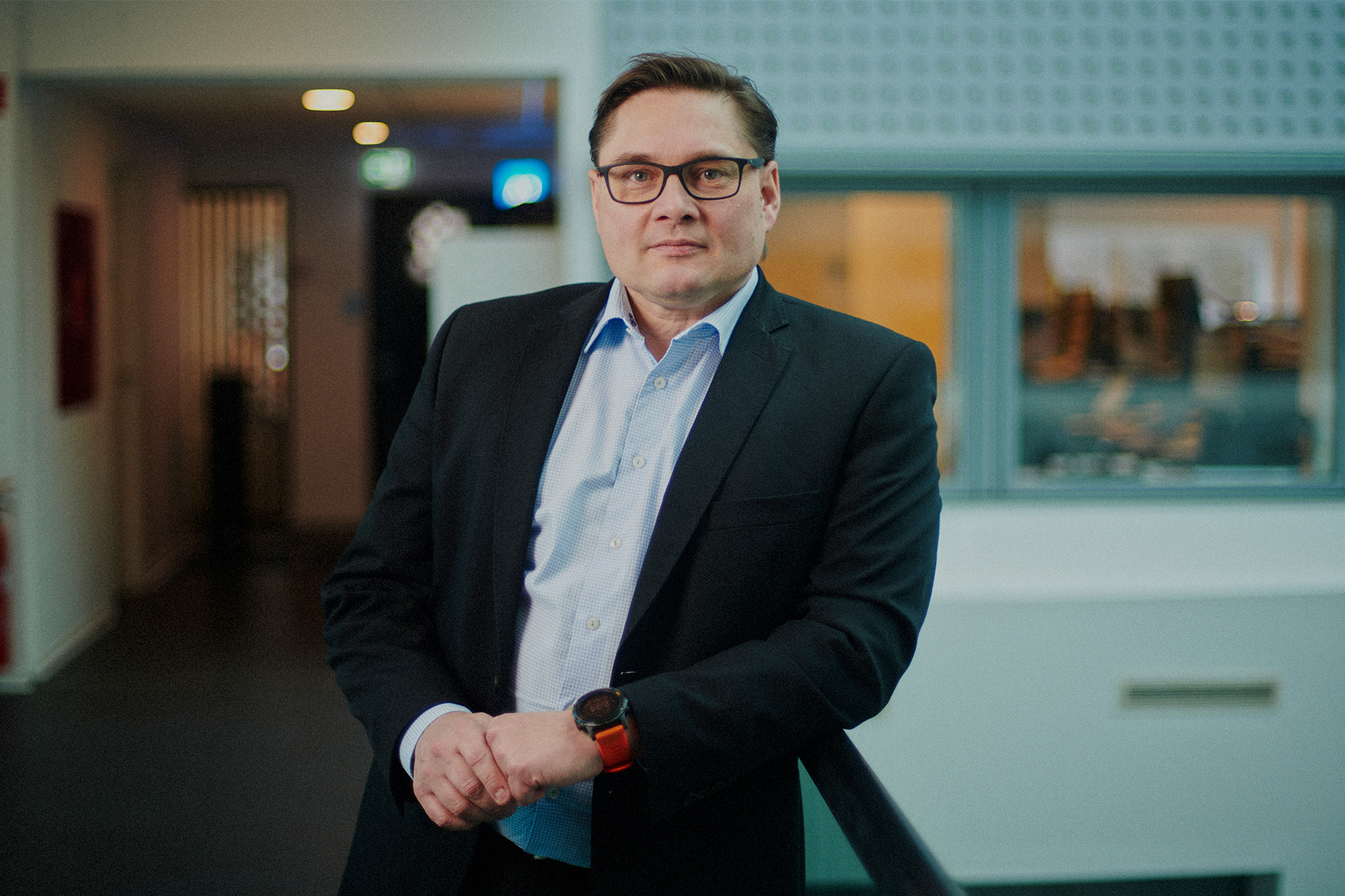 PostNord-direktøren måtte bede om kun at blive udsat for tre jokes om ...