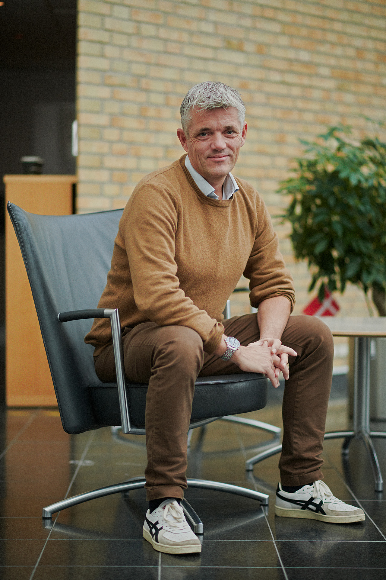 Her laver både topchefen og medarbejderne frivilligt arbejde: »Det er ...